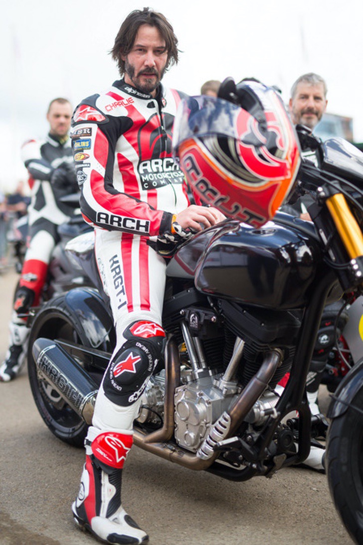 Keanu Reeves está de cumpleaños y lo celebramos con 18 fotografías para ...